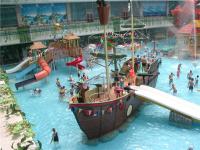 China Kids Interactive Water Play Equipment Small Pirate Ship Water Slide for sale