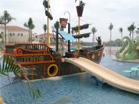 China Kids Interactive Water Play Equipment Small Pirate Ship Water Slide for sale