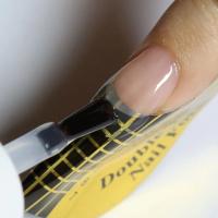 China LED Lamp UV Gel OEM ODM Gel Polish Rubber Base For Nail Art for sale