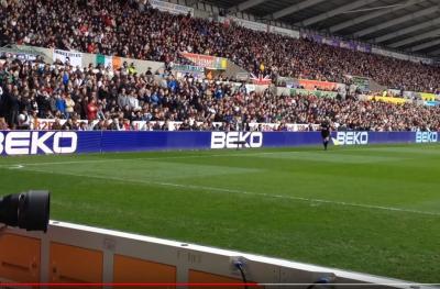 China P10 3840Hz Sports Perimeter LED Display 1280x960mm SMD Outdoor IP65 for sale