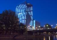 China SMD3535 P16 LED Facade Display , High Resolution Led Mesh Screen Energy Saving for sale