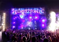 China Seamless Largest Stadium TV Screen , Led Advertising Panel P7.8 Arch Splicing for sale