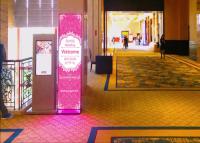 China Flexible Indoor Illuminated Poster Display Mirror Screen Front Service With Wheel for sale