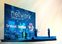 China 1920Hz Outdoor Rental LED Display Stage Backdrop 6000 Nits IP65 Waterproof for sale