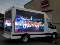 China Digital Truck Mounted Mobile LED Display 8mm 10mm Pixel Pitch 1R1G1B Long Life Span for sale