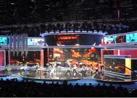 China Outdoor LED Curtain Video Wall IP67 Waterproof 25mm Pitch 5000 Nits for Shopping Mall for sale