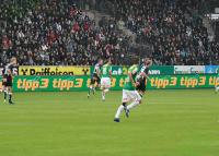 China Flexible P16 Outdoor Full Color LED Display Stadium Perimeter Waterproof IP65 16mm Pitch 1920Hz for sale