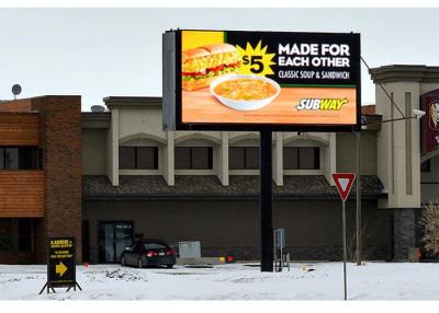 China Outdoor Fixed Commercial LED Billboard Full Color P10 SMD Panel 6500 Nits IP65 for sale