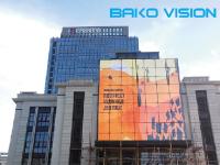 China P15 P31 Building Video Wall Curtain LED Display 4000-8000cd/m² DIP Sign for sale