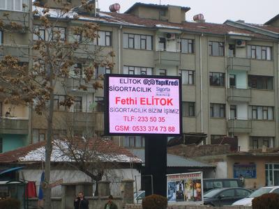 China Front Service 6000 Nits P6.67 Billboard display with 960x960mm panel for sale