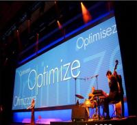 China 500*500mm SMD2525 P3.91 IP65 Stage Rental LED Screen for sale