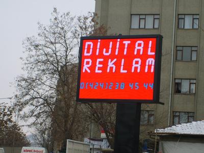 China P4 Outdoor Fixed LED Billboard Display Panel 5500 Nits 960x960mm High Brightness for sale