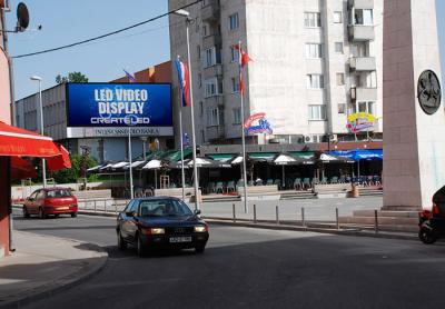China Outdoor LED Billlboard P10 Highway Fixed Advertising LED Screen for sale