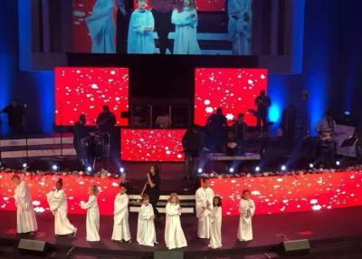 China Lightweight Curved P3.91 Stage Rental LED Display 500x500mm Panel 1920Hz Refresh for sale