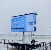 China Outdoor High Brightness Mobile Trailer LED Truck Display With Lifting Function for sale