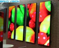 China Indoor Full Color HD LED Display Digital Poster 2.5mm Pitch 28kg Ultra Slim for sale
