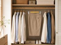 China Wood-look ABS material trouser hanger with 36cm length ideal for clothing stores and customizable hooks for sale