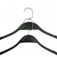 China Thickened wear-resistant plastic clothes hanger with 53cm length for men's clothing store displays for sale
