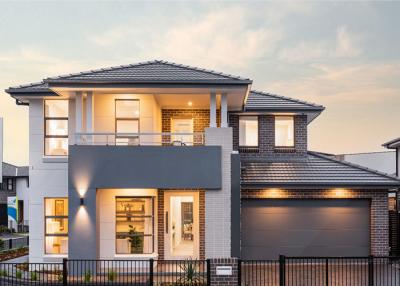 China 2 Storey Villa House Constructed With Prefabricated Light Steel Framing And Expansive Windows for sale
