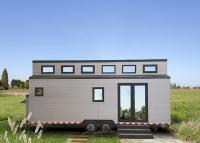 China Wheeled Light Steel Prefab Tiny House for sale