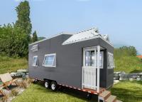 China Cutting-Edge Modular Prefab Tiny House: Innovative Light Steel Design On Wheel for sale