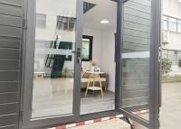 China ICC-ES Certification Modular Prefabricated Tiny House On Wheels Cider Box Motorhome for sale