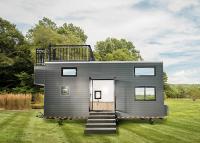 China Modular Home Prefab Tiny Homes On Wheels Trailer House Orlando Ready To Ship For Airbnb for sale