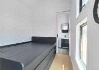 China Light Steel Frame Prefab Trailer Tiny House On Wheels, Sustainable Living Modular Home for sale