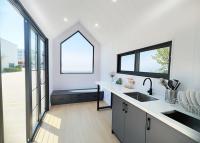 China Australia Standard Modular Kit Home Prefabricated Tiny House On Wheels Trailer For Living for sale