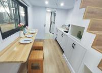 China Prefab Tiny House On Wheels | Prefab Home With Solar Panels & Ready To Ship for sale