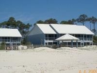 China Light Steel White Prefab Bali Bungalow / Medhufushi Island Resort Beach Overwater Bungalow for sale