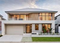 China Luxury Prefab Villa 2 Story Steel Frame Modular Home US / AU / EU Standard Prefabricated House Kits for sale