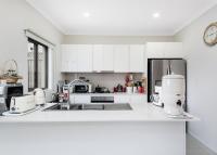 China Affordable Prefab House Steel Structure Villa Modern Two-Stories Building Town Hosue for sale