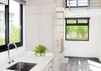China Modern Mobile House Prefab Tiny House On Wheels With Trailer Custom House With New Design for sale