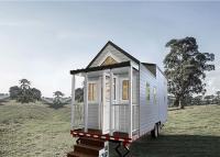 China Modern Modular Wpc Board Prefabricated Tiny House On Wheel With Light Steel Frame for sale
