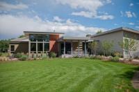 China Light Steel Frame Prefab Bungalow Homes , Bungalow House With Big Window for sale