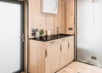 China Light Steel Frame Prefabricated Manufactured Homes Garden Studio Modern Design Tiny Houses for sale