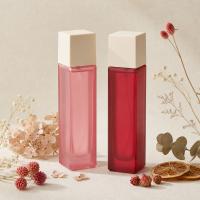 China 100ml Glass Perfume Bottles Frosted Gradient Rectangle Spray Wholesale Custom for sale