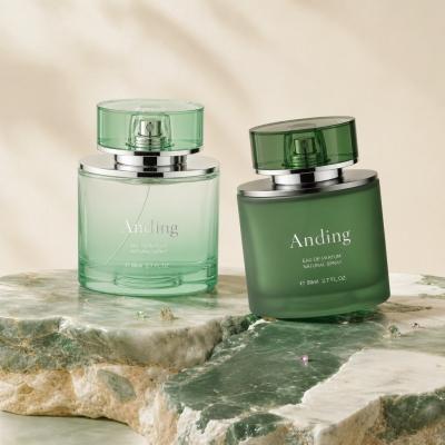 China Anding Custom Manufacturer Flat Luxury Premium Crimp Neck Spray Empty Glass 80ml Perfume Bottle for sale