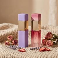 China 30ml Rectangle Glass Perfume Bottles Crimp Neck Plastic Square Cap for Perfume for sale