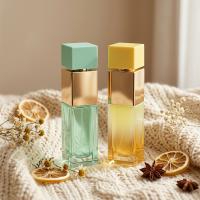China 30ml Rectangle Glass Perfume Bottles Crimp Neck Plastic Square Cap for Perfume for sale