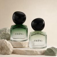 China 50ml Glass Perfume Bottles Square Crimp Neck Wholesale Custom Black Plastic Cap for sale