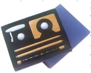 China Golf Putter Trainer with Adjustable Stroke Path and 3 Alignment Guides for sale