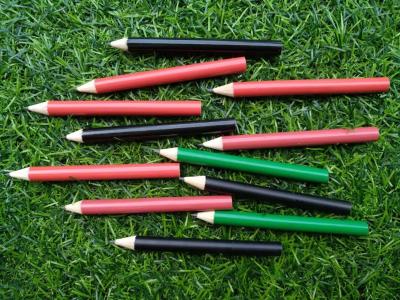 China Round Wooden Golf Pencil 3.5 Inch 87-89mm Bulk Pack 5000pcs for Course Scorecard for sale