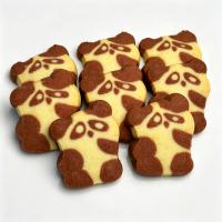 China Cute Looks Panda-Shaped Cookies Rich Cocoa Taste Daily Leisure Sharing Snack for sale