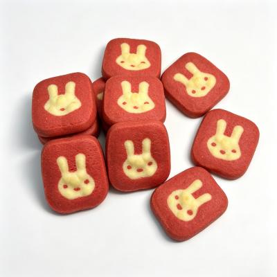 China Exquisite Shape Cute Bunny-Shaped Cookies (Strawberry Flavor) Delicious Snack Treat for sale