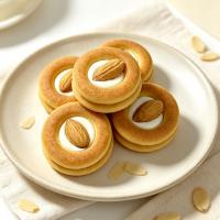 China Premium Ingredients Almond Mini Pizza-Shaped Cookies snack Suitable for All Ages for sale