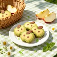 China Crispy Tasty Apple Shaped Cookies Green Apple Flavor Kids Favorite Snack Private Label for sale
