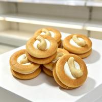 China Golden Crispy Crust Cashew Mini Pizza Cookies Delicious Party Favor No trans fat for sale
