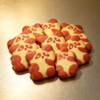 China Adorable Look Panda-Shaped Cookies (Strawberry Flavor) Tasty Holiday Festival Gift for sale